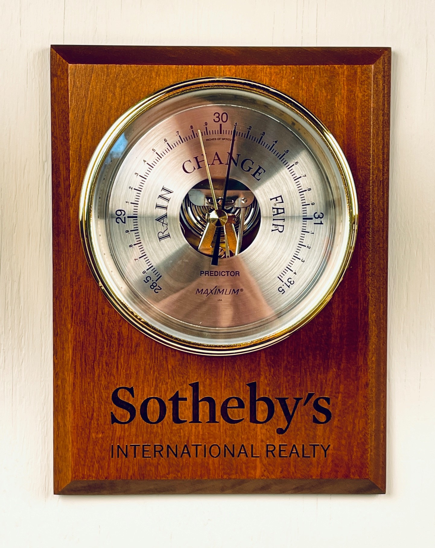 Custom Engraved Weather Stations - Maximum Weather Instruments